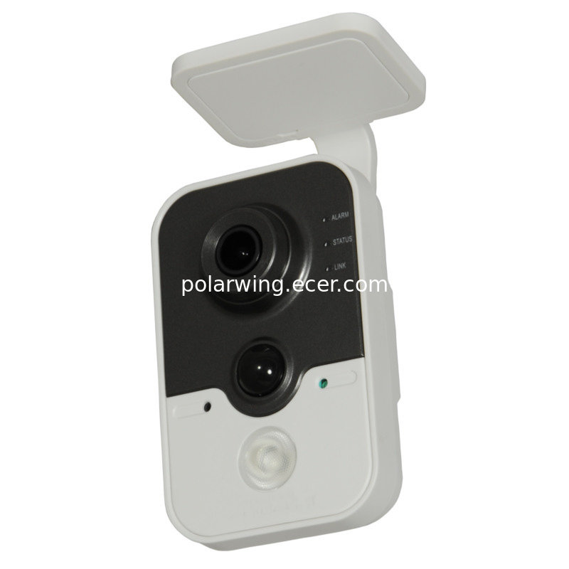 CMOS H.264+ DS-2CD2422FWD-IW WIFI Camera IR cut Network IP Camera 120dB WDR 2.8mm Lens 1920 × 1080 M12 Lens Mount