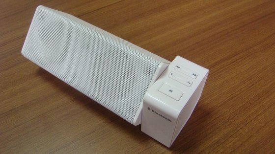 White Mini Hi-Fi Stereo NFC Speakers Wireless With FM Radio For Computer