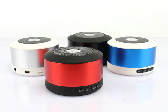 Circular Portable Aluminium Case 2.1 + EDR Standard Wireless Portable Bluetooth Speakers With Hi-Fi Stereo