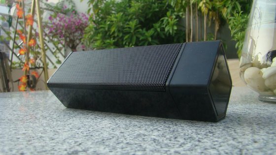 Hi-Fi Stereo Portable Iphone Bluetooth Speakers Support SD / TF Card
