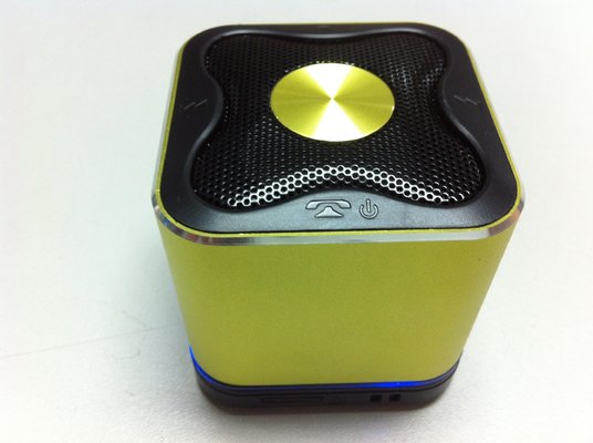 Portable Bluetooth Stereo Speaker Rechargeable Bluetooth Speakers /with 2.1 + EDR Standard For Car