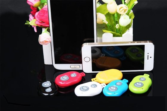 portable wireless camera remote shutter For mobile photos