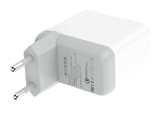 CE, RoHS, FCC, QC3.0Certified Quick Mobile Phone Charger, QC 3.0 + 2.4A USB Wall Charger