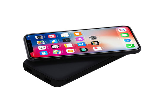 2018 New Wireless Charger Polymer 8000 mAh Power Bank with 2 usb output