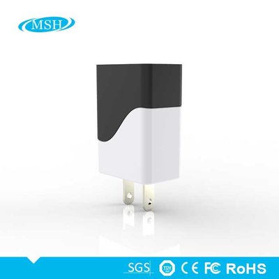 Single Port Flat USB Travel Wall Charger For Cell Phone Two Color 5V 1A Output