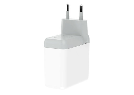 QC3.0 Certified Quick Mobile Phone Charger / USB Wall Charger Drop Resistance