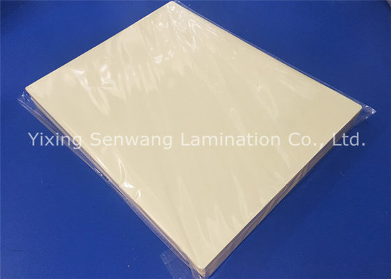 Macchi gli strati di laminazione posteriori appiccicosi resistenti 80 il Mic 216x303 millimetro per i documenti