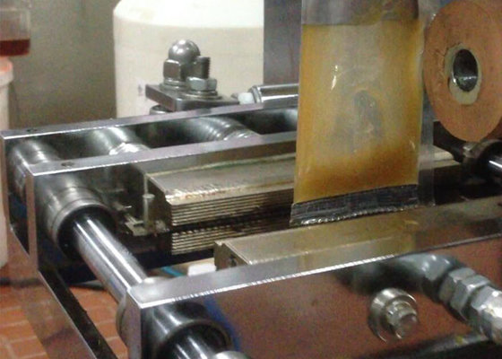 Electric Driven Automatic Liquid Packaging Machine With 3 Sides Sealing