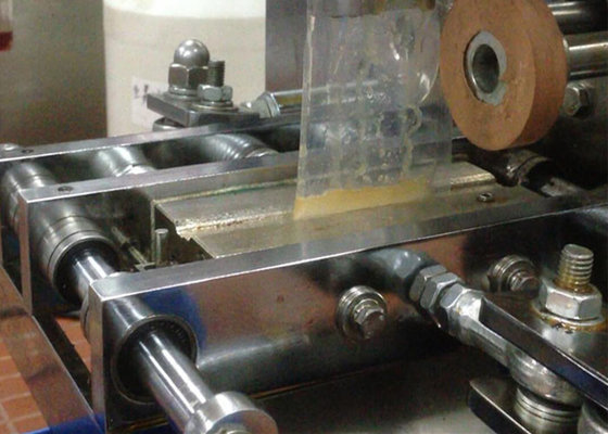 Fully Automatic Sauce Packaging Machine , Mechanical Driving Sauce Pouch Packing Machine