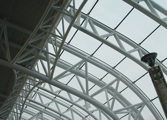 Airport Terminal Hot Rolled Steel Pipe Trusses Pre Engineered Steel Structure