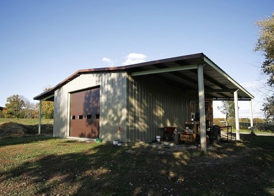 Contemporary Prefab Steel Houses / Pre Engineered Metal Building Homes With Cantilever