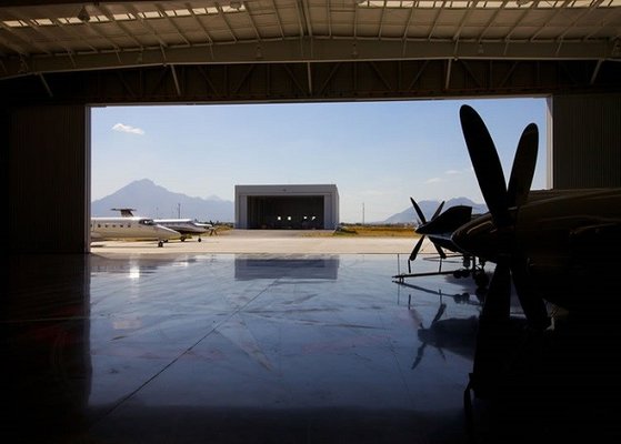 9 Points Prefab Steel Buildings / Aircraft Hangar Buildings With Parapet Wall