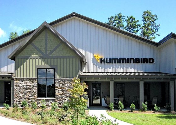 Pre Engineered Metal Frame Commercial Steel Frame Buildings With Architectural Appearance