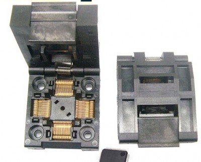 China Test socket QFP64 ic socket adapter 0.5mm pitch QFP64 programming adapter supplier