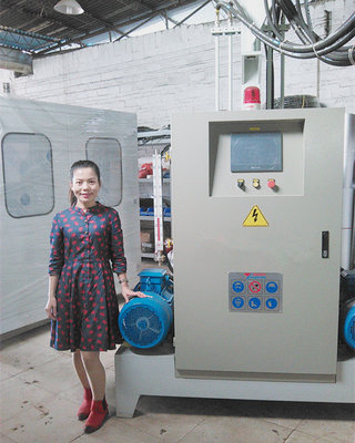 China Low pressure Pillow pu polyurethane foam injection molding machine supplier