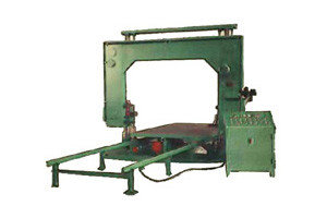 Horizontal Flexible Foam Cutting Machine