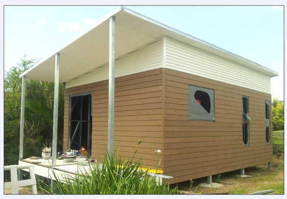 Australia Style Prefab House Kits , Modern Prefab House With WPC As Exterior Wall Cladding