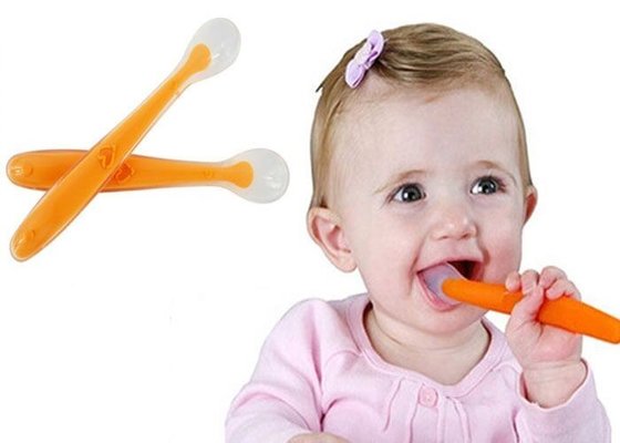 Flexible Non - stick washable baby feeding spoons FDA , LFGB , ROHS Certificate