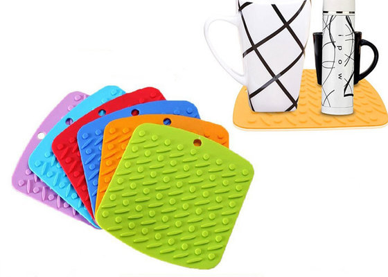 Soft Environment  friendly silicone heating mat  / silicone table pad of custom made