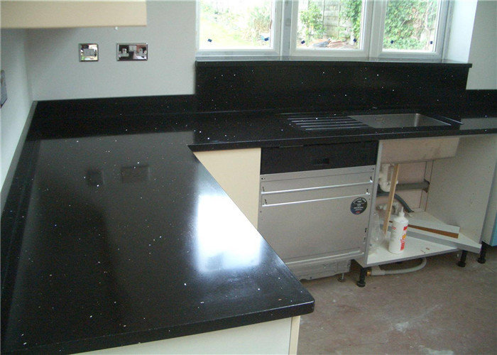 Shining Surface Black Mirror Engineered Stone Slabs Countertops / Tiles Modern Decoration Material