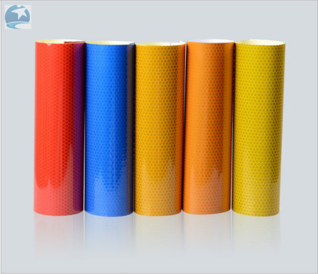 Light High Intensity Reflective Sheeting , Reflective Vinyl Sheets Rainy Foggy Support