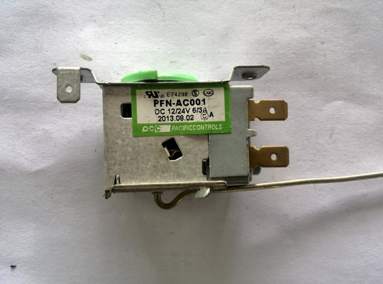 Simple Refrigeration Thermostat Car Air Conditioner / Refrigerator
