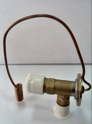 Light weight vehicle air conditioner valve , leak pressure 21 kgf/cm²