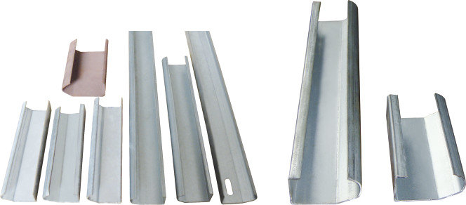 Jiangsu Huazhong Roll Forming Machine Co.,LTD. manufacturer production line