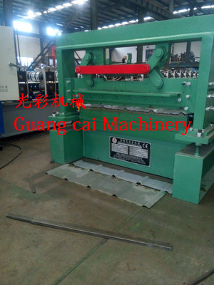 Automatic 0.5-0.7mm Roofing Roll Forming Machine With 15 Stations