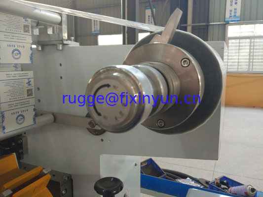 High speed automatic handkerchief tissue paper packing machine