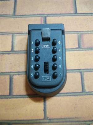 Electronic Outdoor Key Safe Box Push Button Locking Mechanism High Security