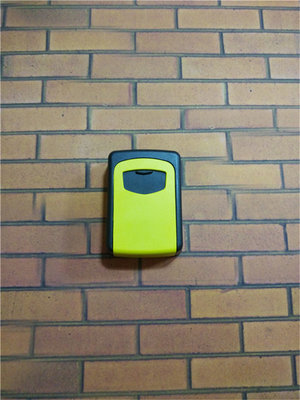 Corrosion Resistance Electronic Combination Lock Key Box For Outside House