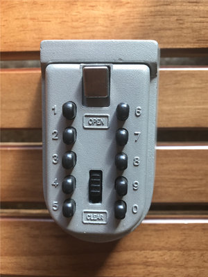 Zinc Alloy Push Button Key Lock Box / Combination Lock Box Wall Mount