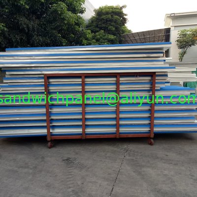 economical and practical 50mm glass wool 20ft container house roof sandwich panel price