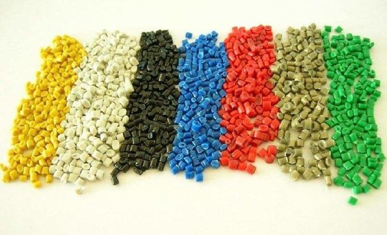 Bags And Buckets Making Recycled Polyethylene Pellets Translucent