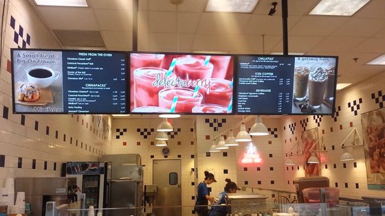 Commercial Wall Mounted Wireless Restaurant Digital Menu Board 1080P