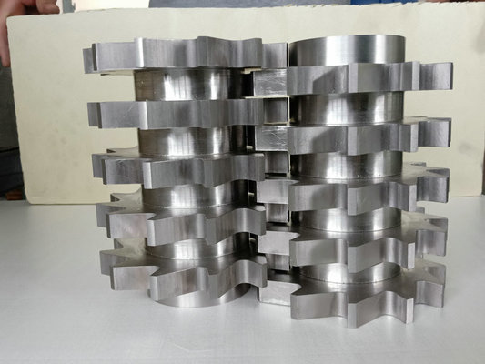 Compounding Plastic Extruder Screw Elements With High Wear Resistance