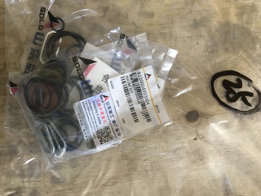 GENUINE PARTS,SDLG B877 Wheel Loader Spare Parts 4120004993004 SEALING RING KIT JSP10500518