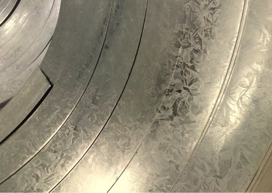 Custom 508mm Dry or Oiled SGC490 ASTM A653 Standard Hot Dip Galvanized Steel Strip