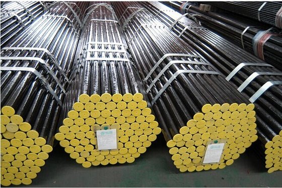 ASTM DIN Seamless Carbon Steel Pipe 18 Inch Cold Drawn / Hot Rolled