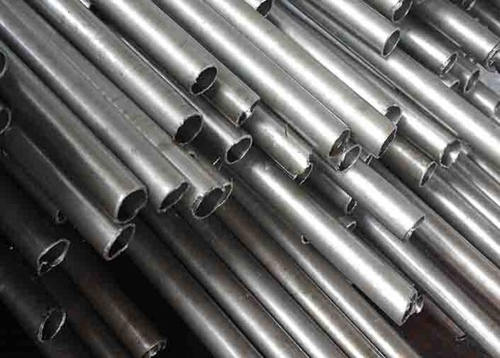 DIN 17175 Alloy Seamless Carbon Steel Pipe , Thick Wall Tubing OD 20-200mm