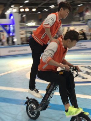 Personal Transporter Self Balancing Vehicle 2 Wheel For Urban Vision 48V 9AH