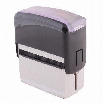 Self Inking Rubber Stamp, Customized Designs and Packing Types are Accepted