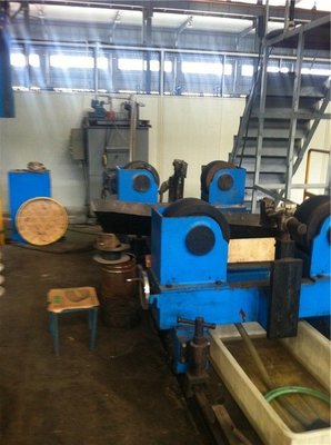 Bolt Adjustable Fit Up Pipe Welding Machine For Shell 2T - 60T Tank Rotator Equipment supplier