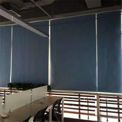 Motorized PVC coated blackout fabric electric retractable blinds for office