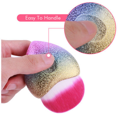New Arrival Wholesale Makeup Face Powder Heart Foundation Brush supplier
