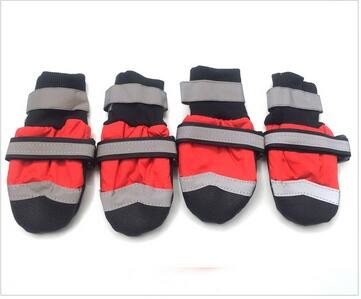Hot selling  pet shose  /dog skidpoof boots supplier