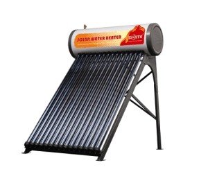 Household heat pipe compact solar energy water heater