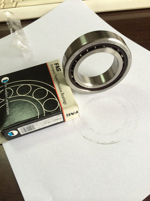 High Precision Angular Contact Ball Bearing 7004 Chrome Steel With Nylon Cage