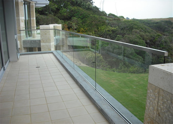 Outdoor Frameless U Channel Tempered Clear Glass Railing For Balcony
